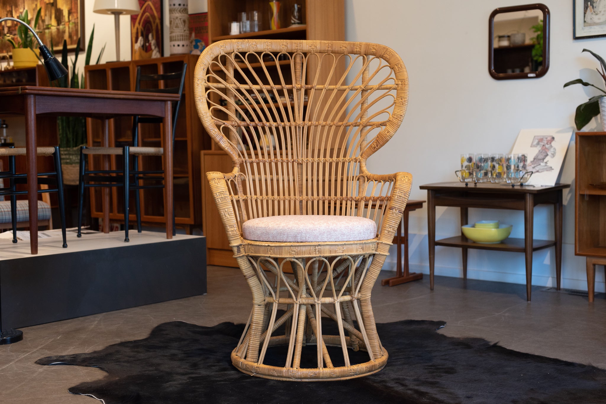 Retro peacock chair store